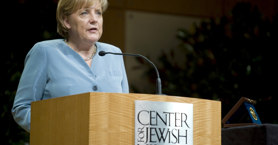 Leo Baeck Medal for German Chancellor Angela Merkel - Leo Baeck Institute Leo Baeck Medal for German Chancellor Angela Merkel - Leo Baeck Institute